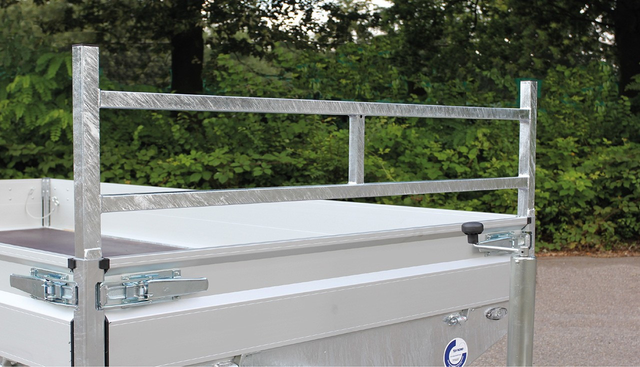 Hapert Azure H-3 605 x 200cm 3500 kg - Ko van den Berg in Utrecht